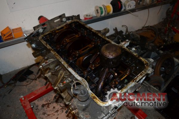 Porsche 928 – Engine Stripdown | Augment Automotive Limited